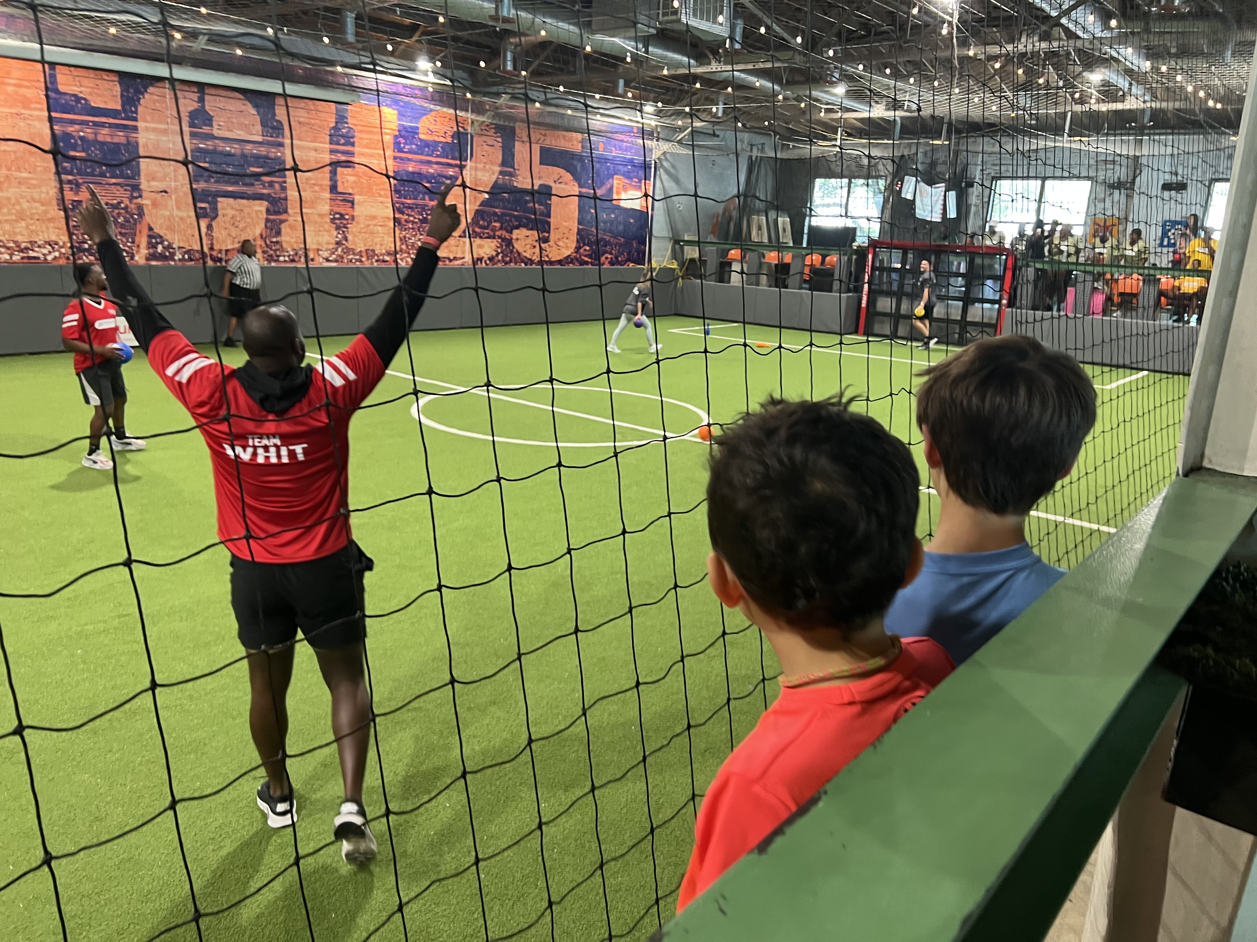 PITCH 25
