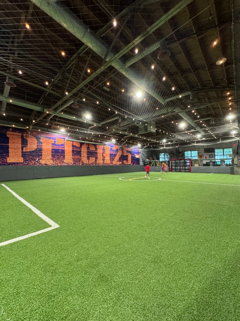 PITCH 25